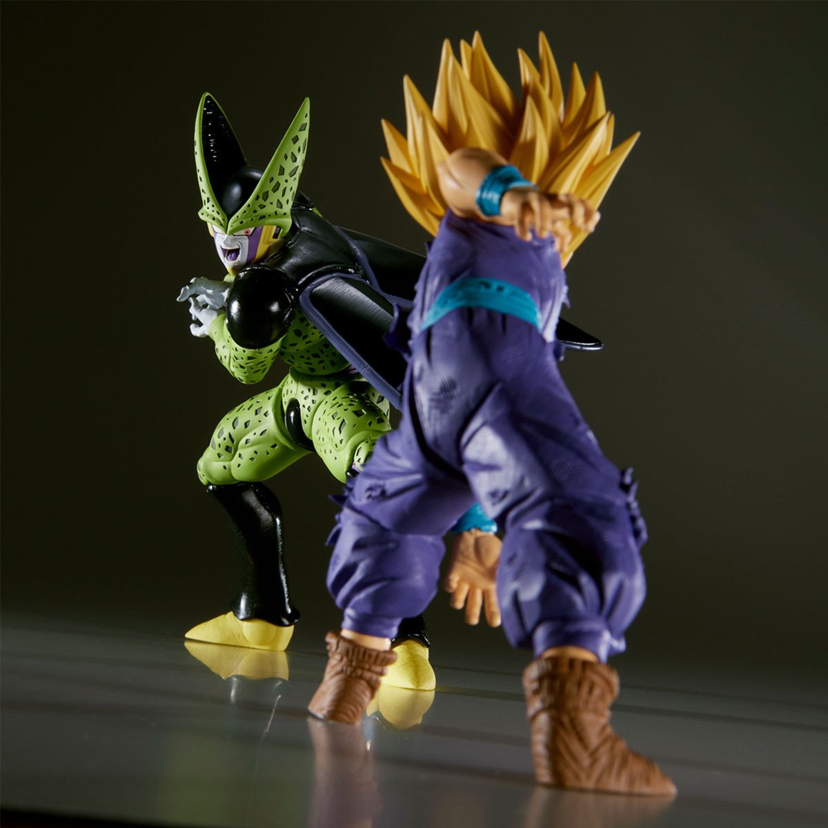 Dragon Ball Z Cell vs. Super Saiyan Gohan Match Makers Statue