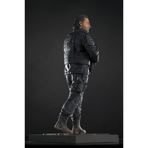 The Walking Dead: The Ones Who Live Rick Grimes 1:6 Scale Deluxe Resin ...