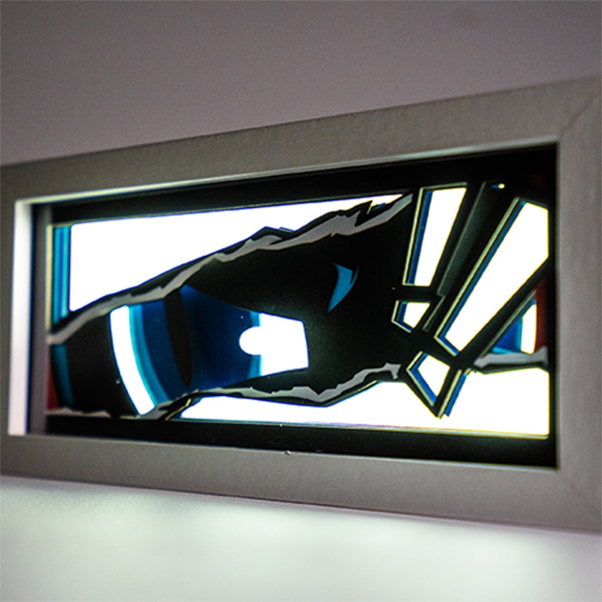 Persona 5 Royal Mona Eyes LED Light Box - Entertainment Earth