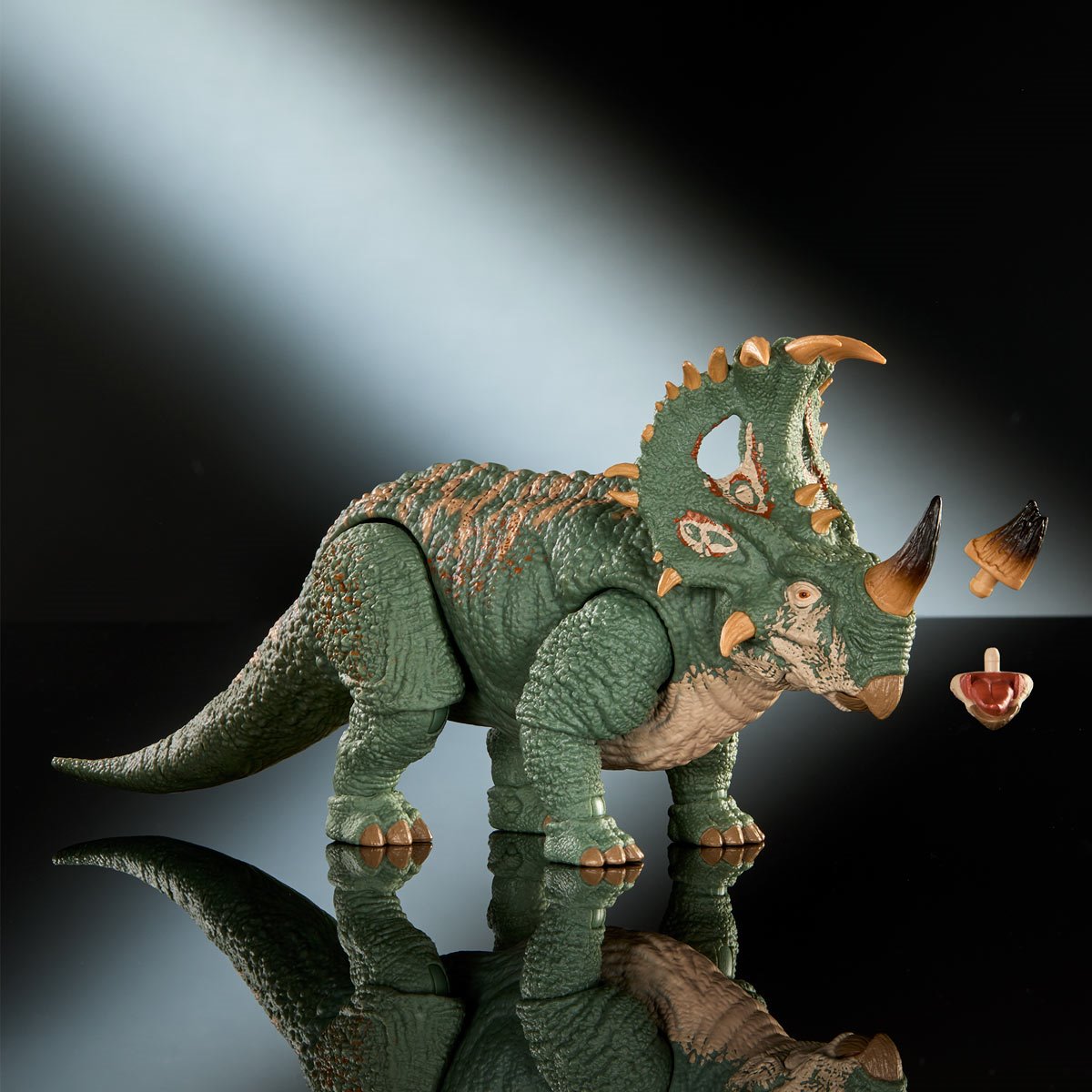 Jurassic World Hammond Collection Sinoceratops Action Figure