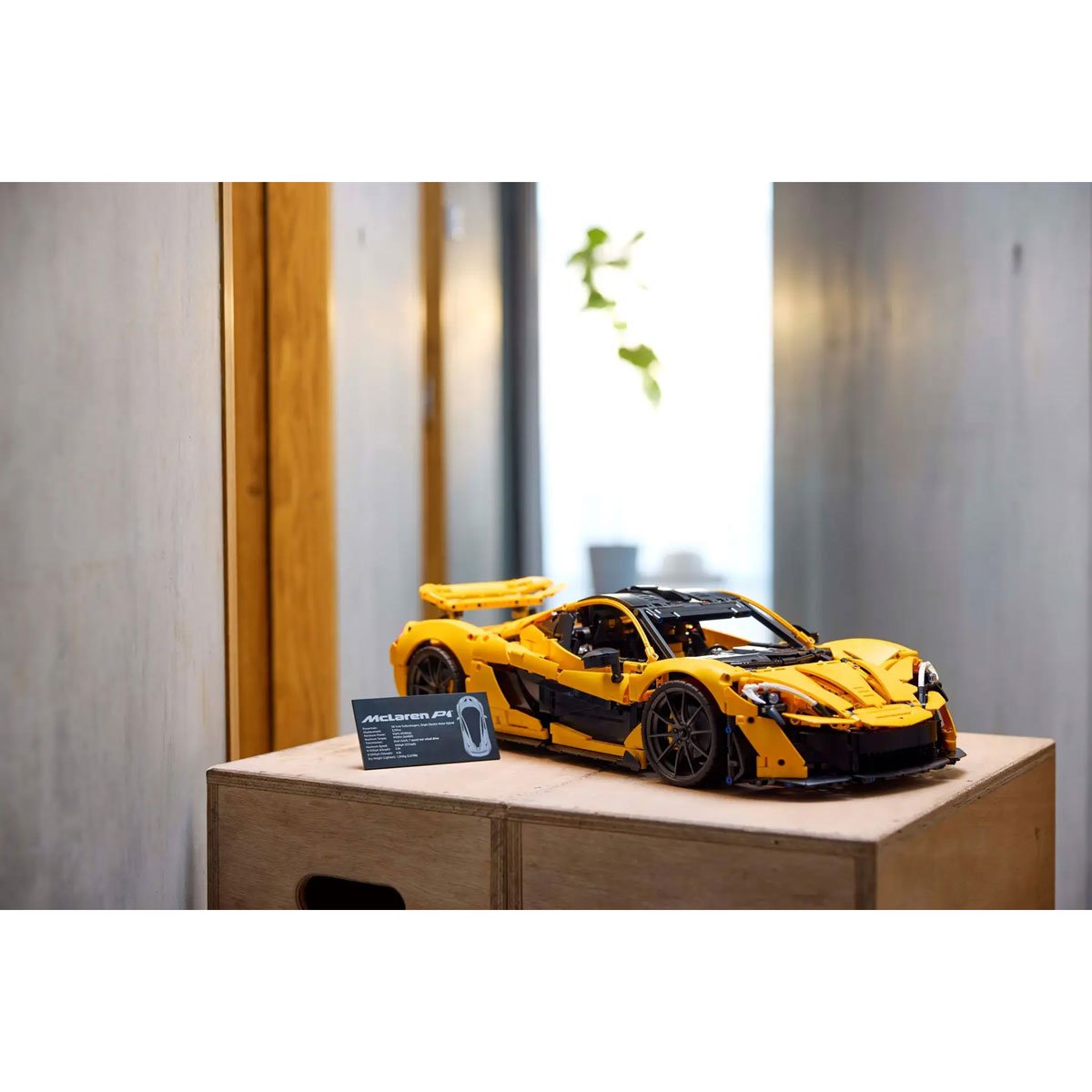 LEGO Technic 42172 McLaren P1 - Entertainment Earth
