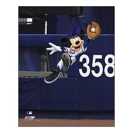 Disney MLB New York Mets Mickey Mouse Framed Print