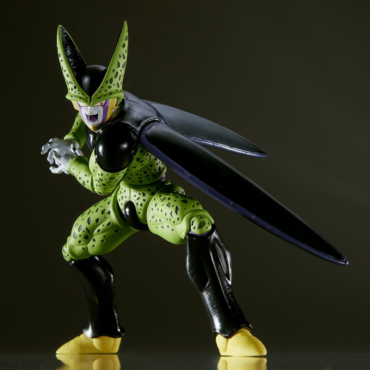 Dragon Ball Z Cell vs. Super Saiyan Gohan Match Makers Statue