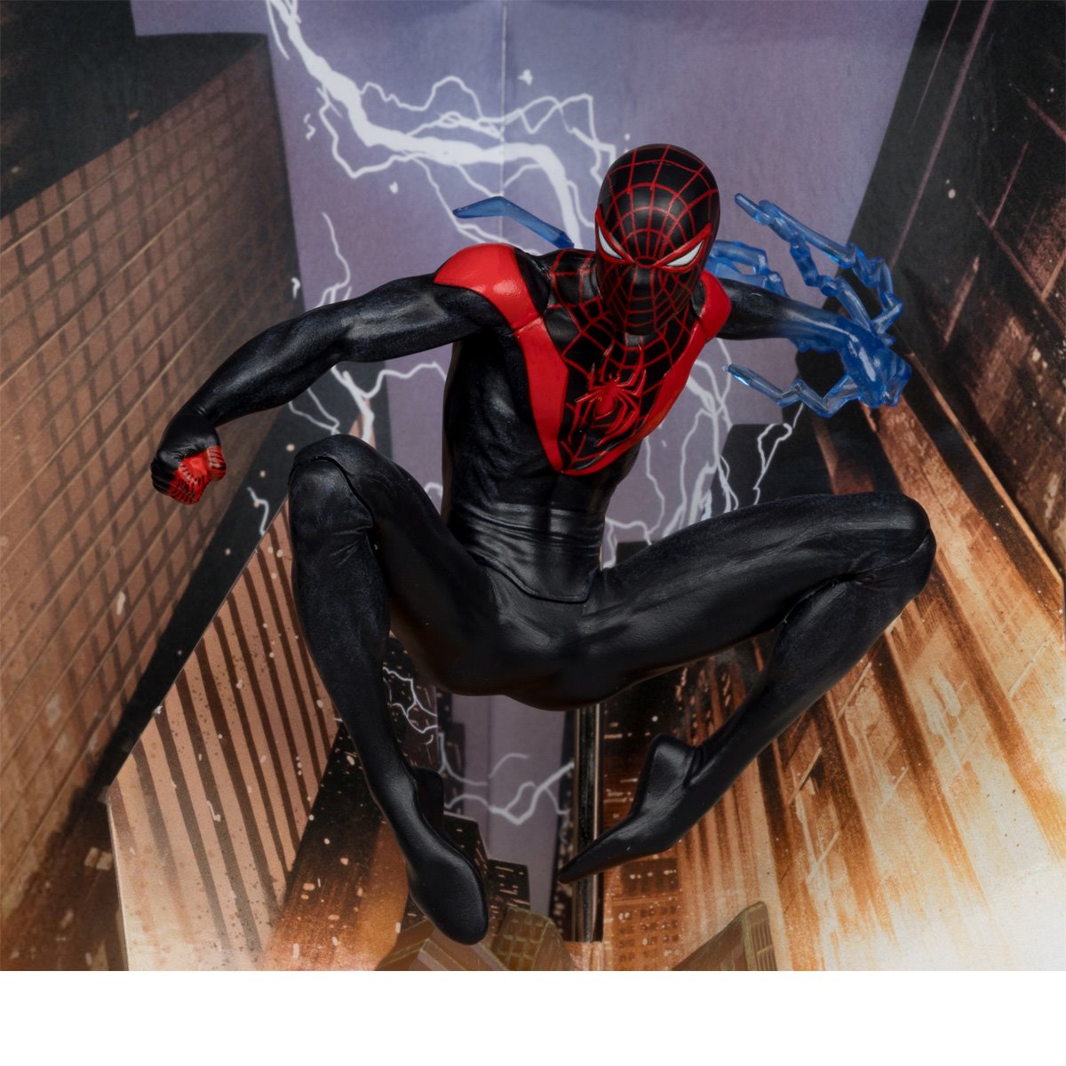 Marvel Wave 2 1:10 Scale Posed Figure with Scene Case of 6