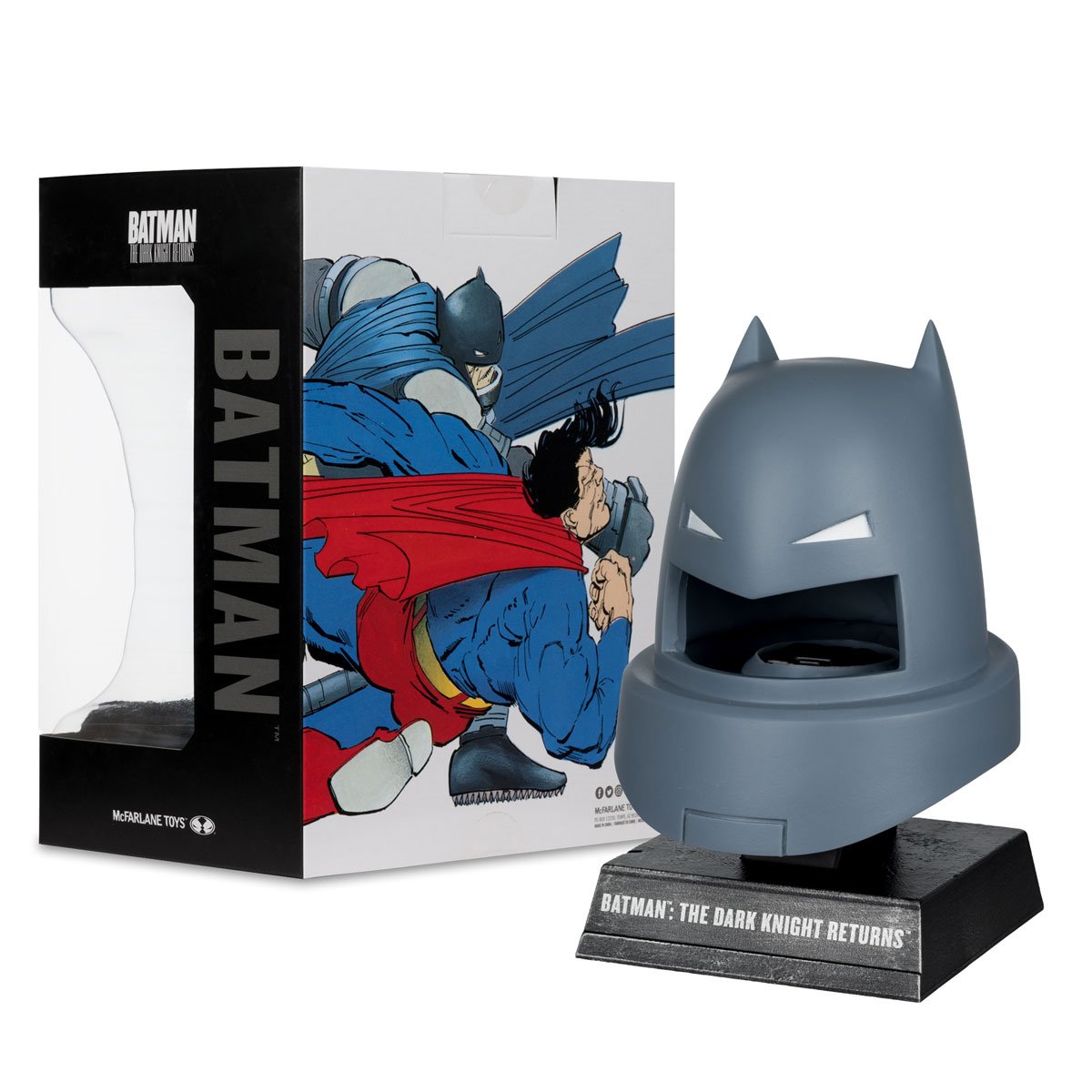 DC Direct Prop Replica Wave 5 Armored Batman The Dark Knight Returns 1: ...