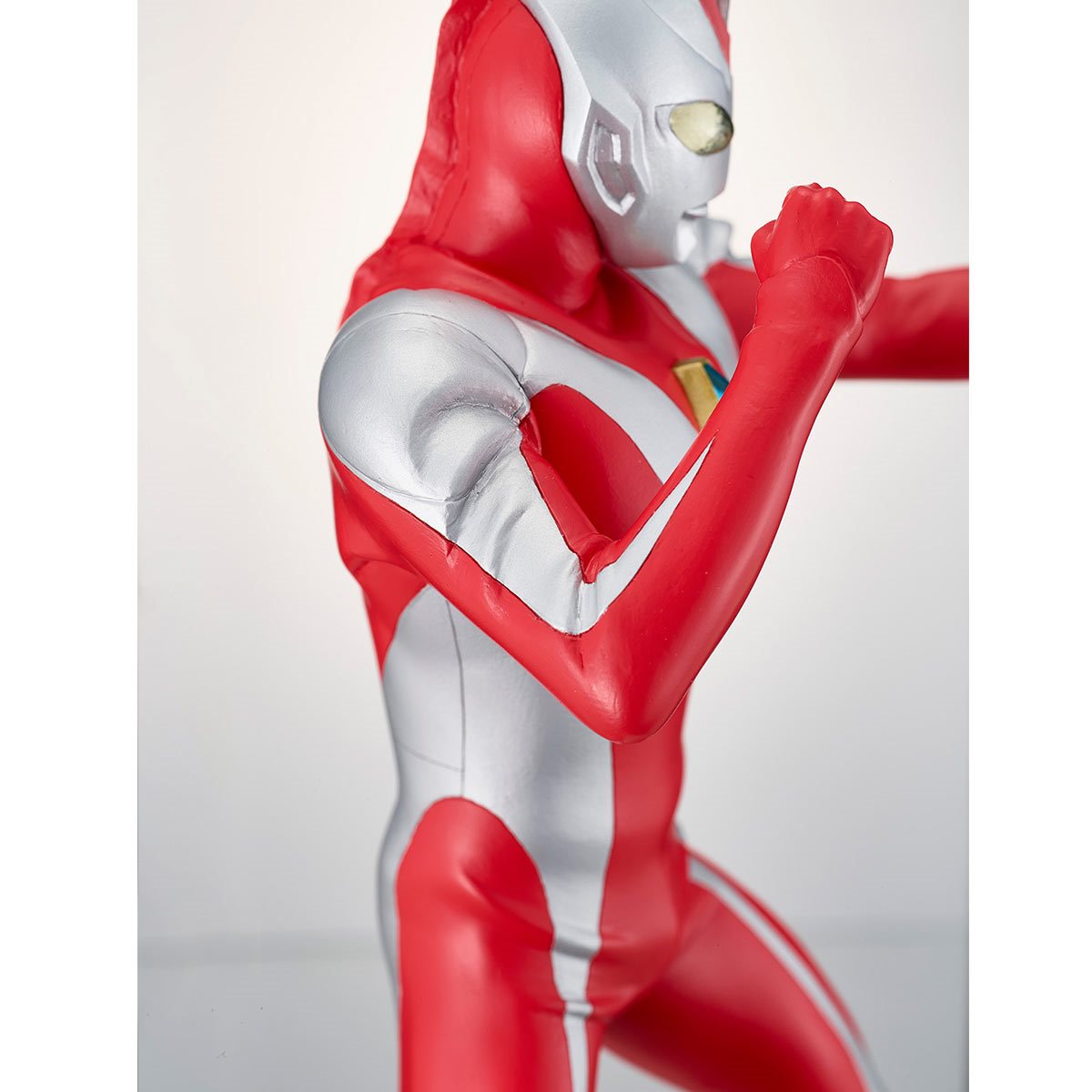 Ultraman Dyna Akai Daichi Ver. A Hero's Brave Statue