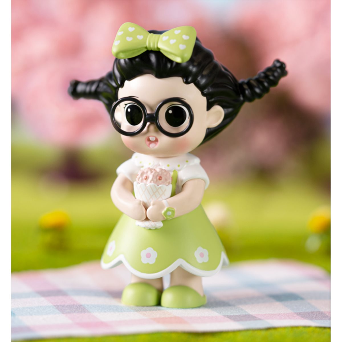 Suvi Diary Blind-Box Vinyl Figure Case of 8
