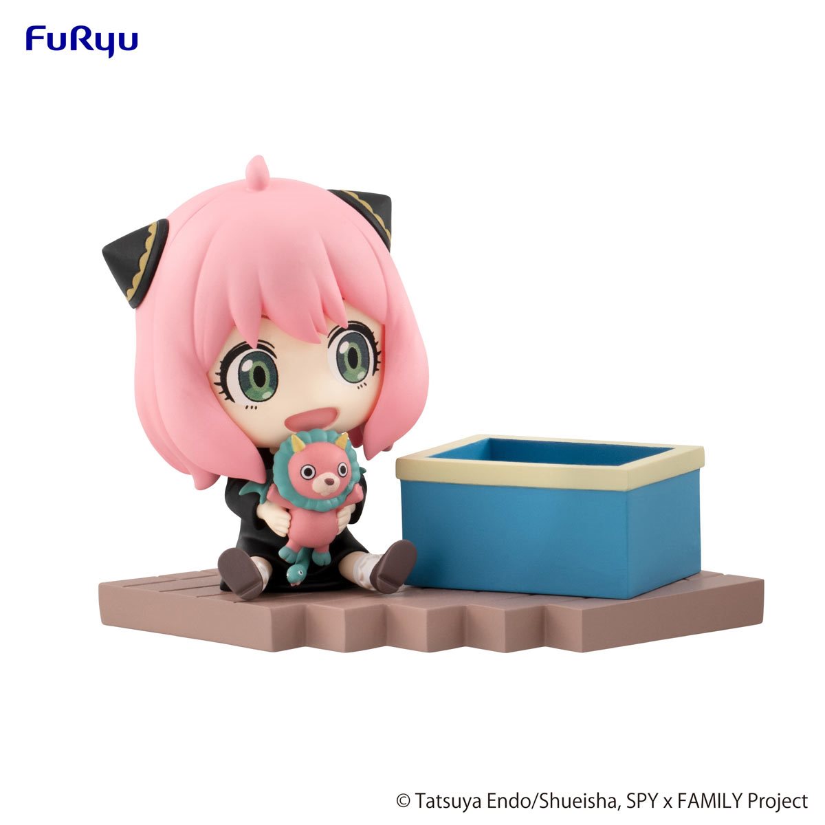Spy x Family Anya Forger Hold Mini-Figure